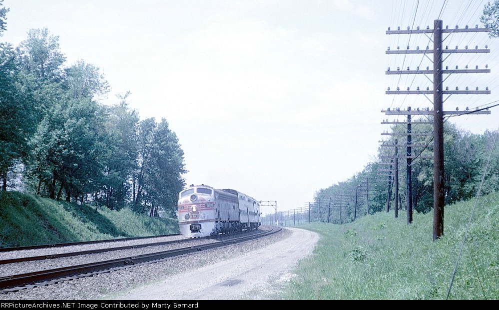 CB&Q 9973 With a Couple of Gallery Cars